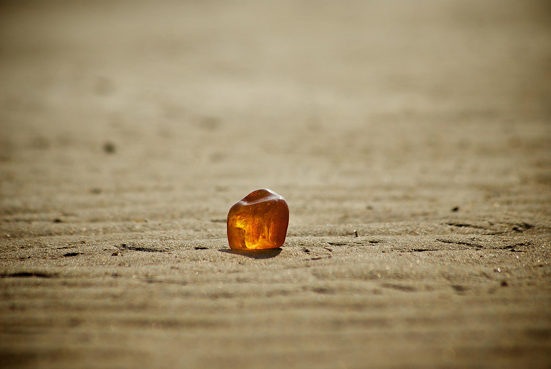 Rav på stranden - Ravsmeden - Ravsliberen på Fanø / Sønderho